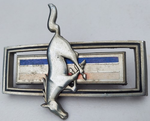 Vintage Ford Mustang Pony Grille LOGO early 70's P/N DOZB-8B369-A | eBay