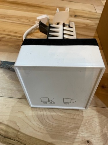 New Frigidaire Genuine OEM 241798231 Refrigerator Ice Maker Assembly | eBay