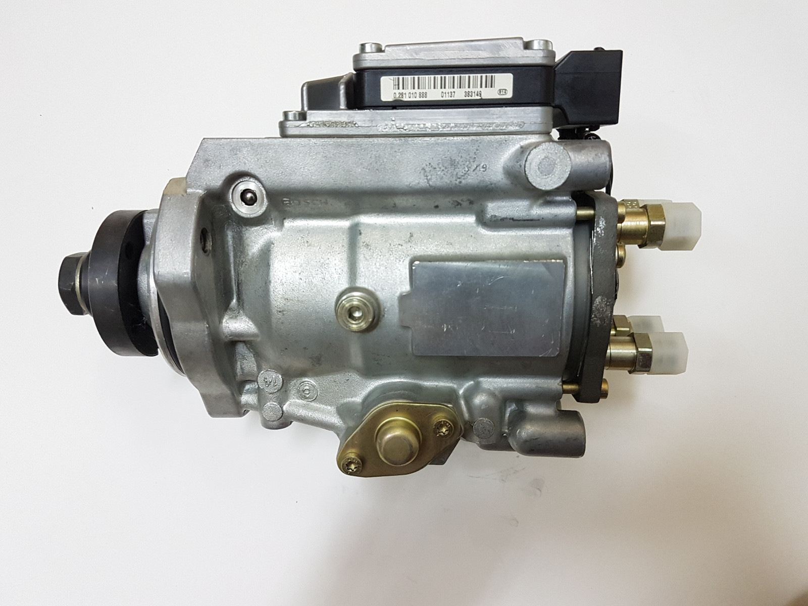 Bosch VP44 Fuel Injection Pump for Nissan Urvan 109341-4015 / 4014 ...