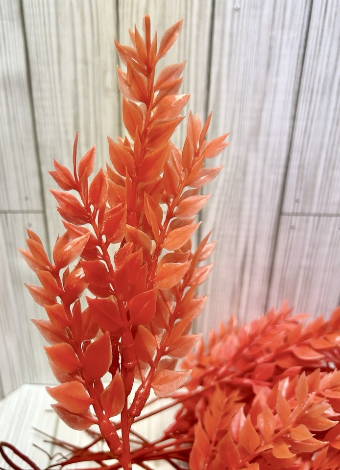 Vintage Artificial Plastic Red Ruscus Leaf Floral Picks Christmas 39 ...