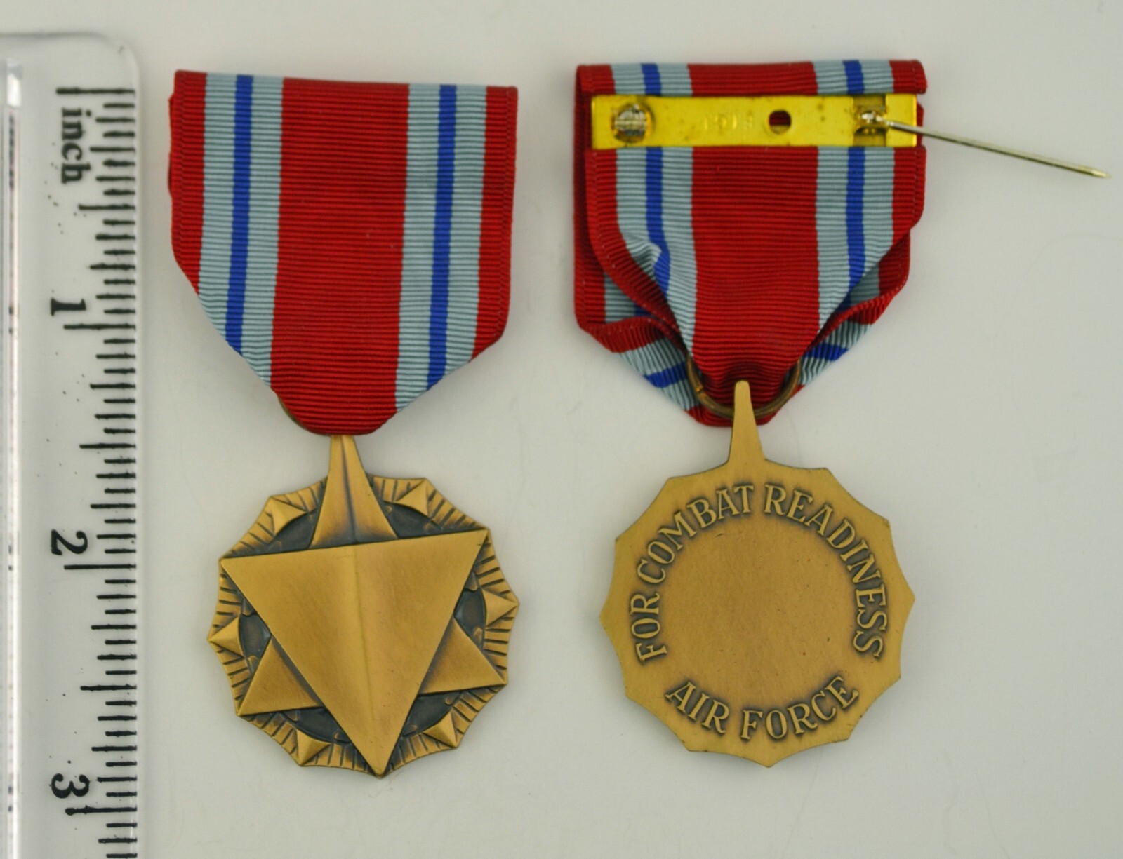US AIR FORCE COMBAT READINESS MEDAL - GI Issue Full Size - EI GI ...
