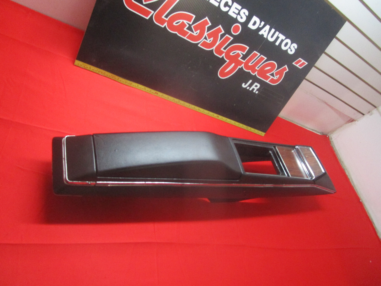 1968-1969 Chevrolet Impala Caprice Console Automatic