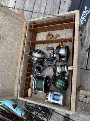 vintage Lot of tackle box and reels penn 704, Abu Garcia 3600T, penn ...