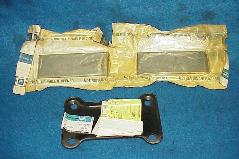 NOS 1978 78 1979 79 CORVETTE REAR SPRING U BOLT PLATE & SPACERS GM ...