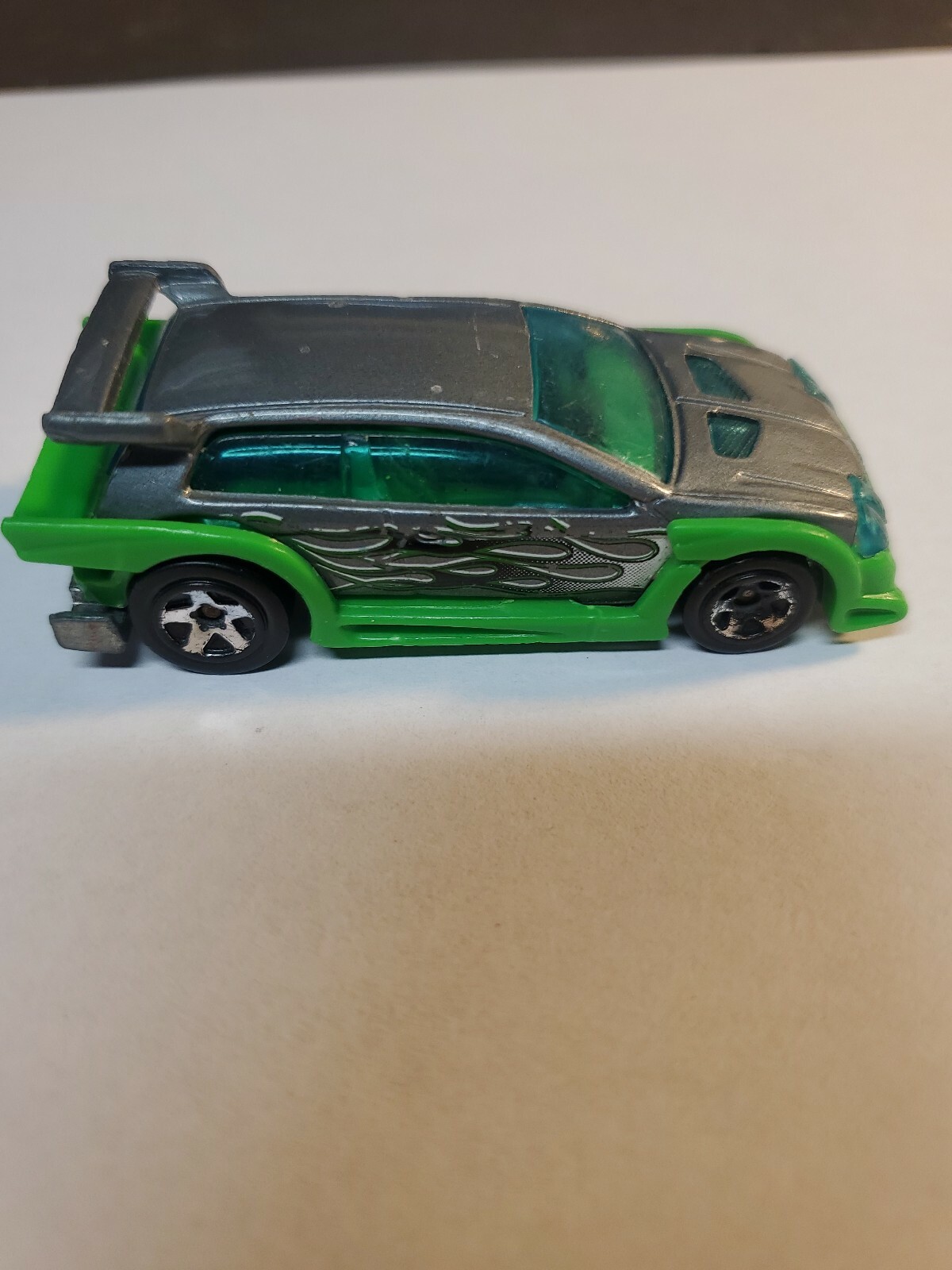 2002 Mattel Hot Wheels Flight 03 / Green / Loose 105 | eBay