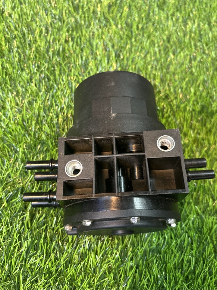 Fuel Tank Selector Valve Reservoir Ford E150 E250 E350 F150 F250 F350 ...