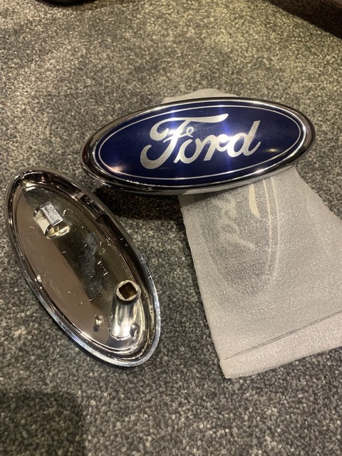 Ford 1360719 Focus Front Grille Badge Emblem for sale online | eBay