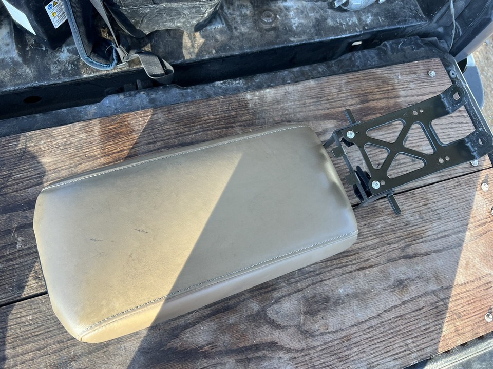 Tan Front Center Console Lid/Armrest Only Fits 2002-2010 Lexus SC430 ...