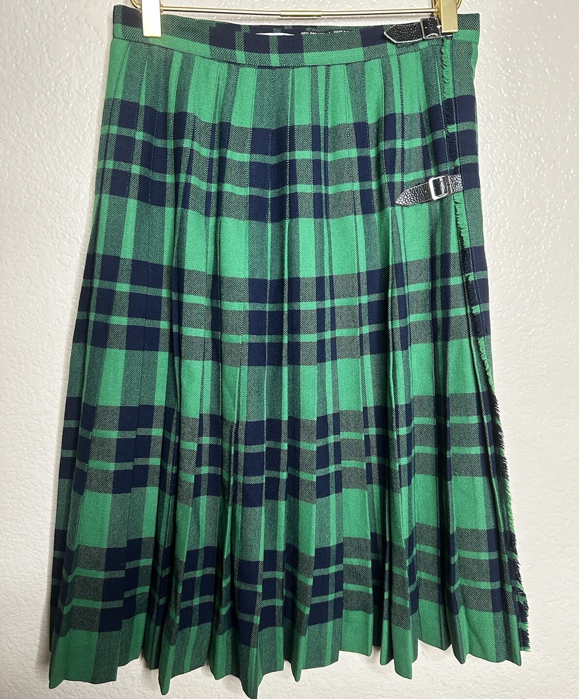 VTG Carroll Reed Ski Shops Green Navy Plaid Pleated M… - Gem