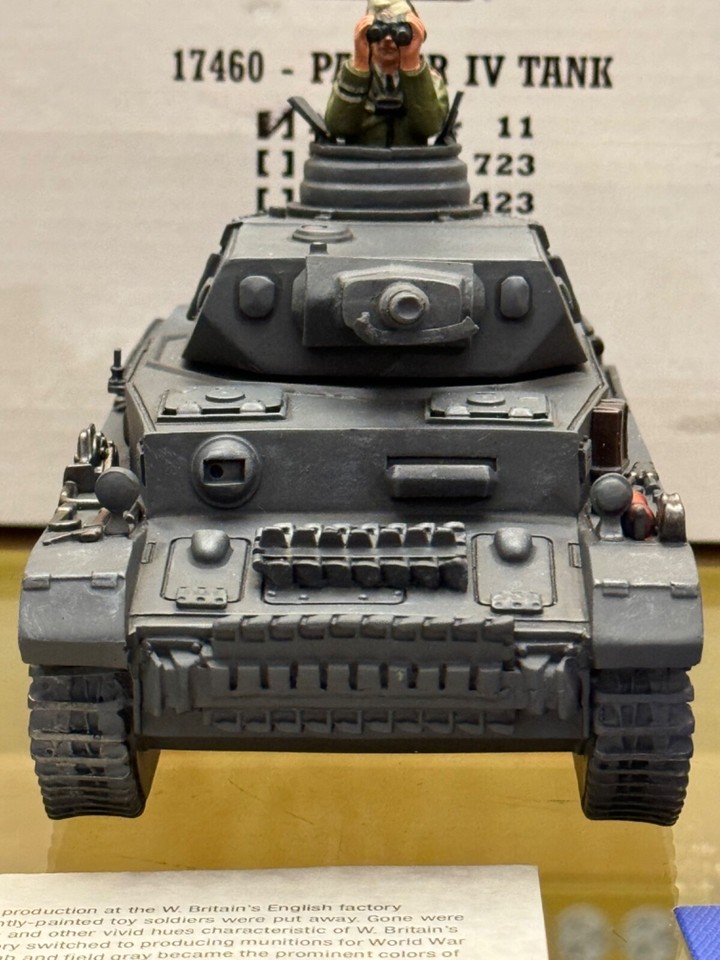 Britain ww2 German Panzer IV Tank 17460 Turret #11 RETIRED,WITH ...