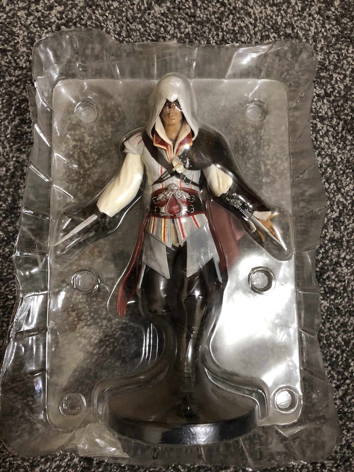 Assassins Creed II Collector”s Edition: Ezio Statue 9" Unopened!!! Statue Only | eBay