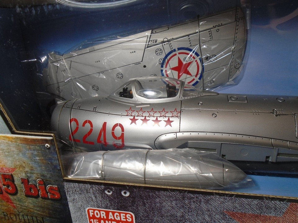 Flight Wing 1/18 MiG-15 PLAAF 3rd Fighter Aviation Division Wang Hai ...