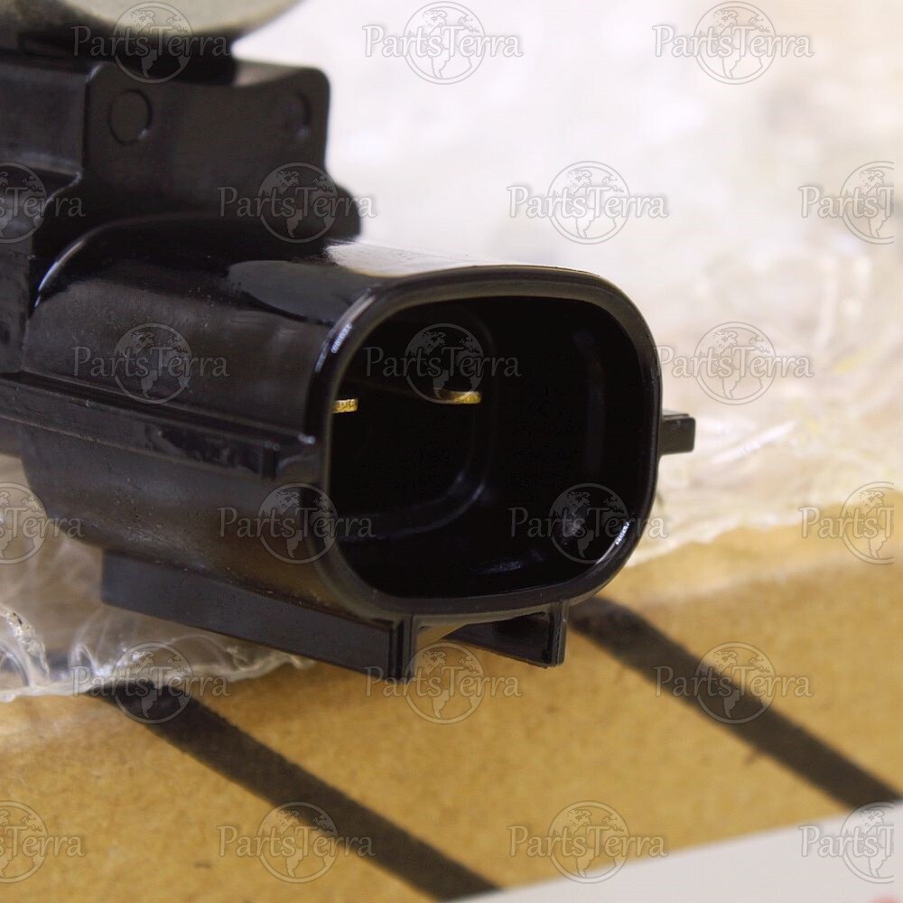 15330-22050 Toyota Corolla Engine VVT Variable Valve Timing Solenoid ...
