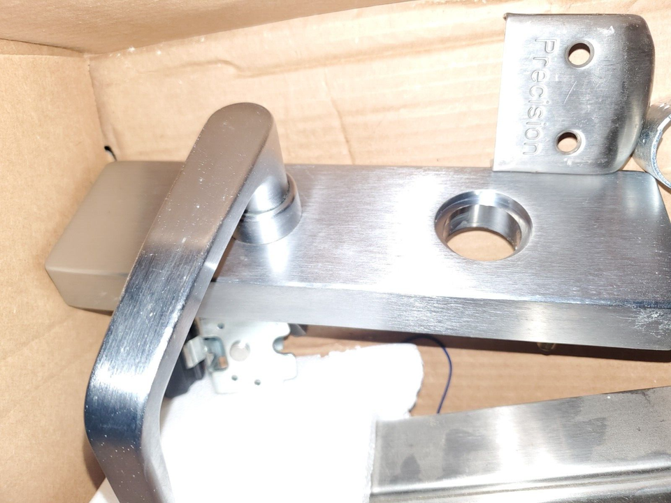 STANLEY PRECISION EMERGENCY LOCK PANIC RIM EXIT DEVICE BAR no key ...