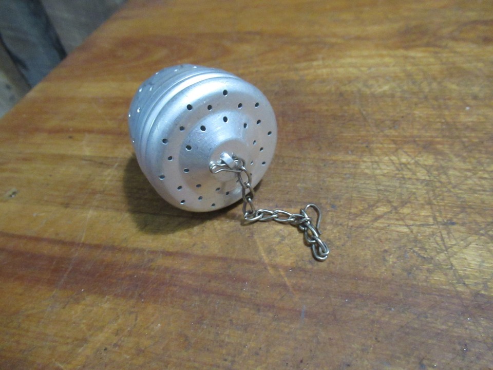 Vintage Tea Herb Infuser Strainer Steeper Acorn Shape Aluminum w/Chain ...