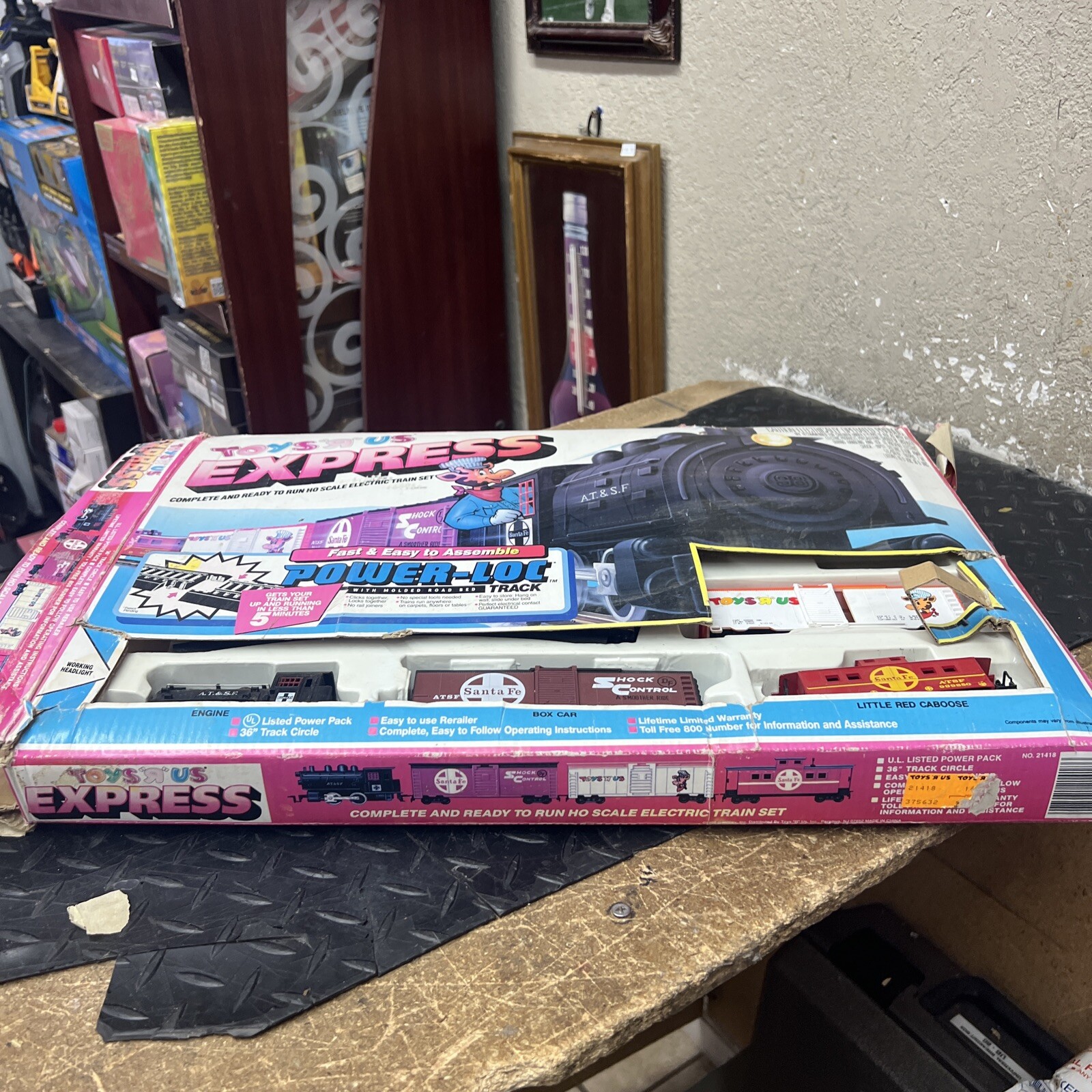 Vintage 1992 Toys R Us Express HO Scale Electric Train Set 90s | eBay