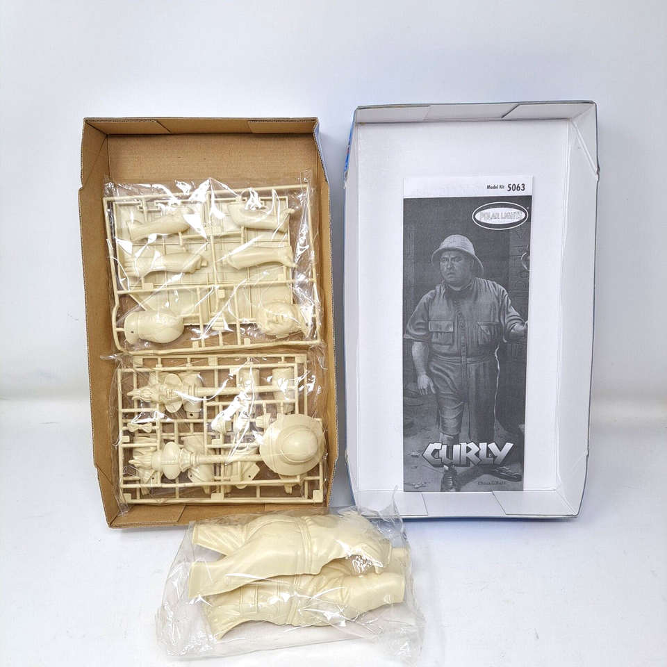 Polar Lights 5063 The Three Stooges Curly Plastic Model Figure Kit New ...