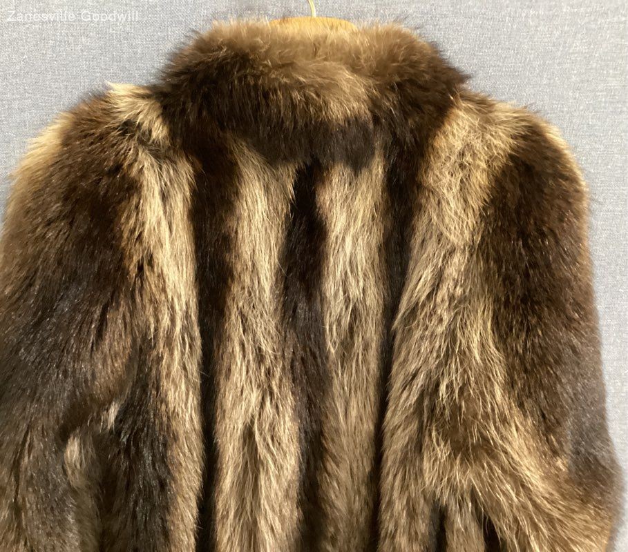 Full-length beaver coat. Beaver fur is known for its warmth, durability ...