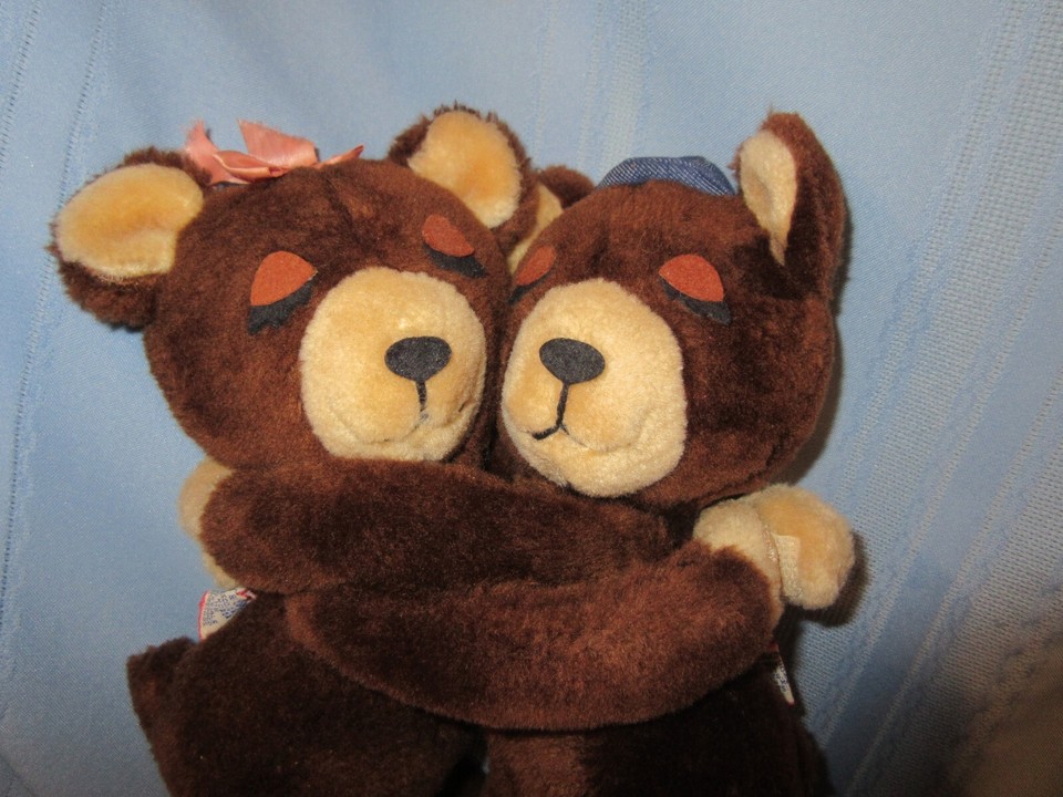 vintage 1977 Dakin stuffed toy monkeys Hugging Monkeys pair w/hat ...