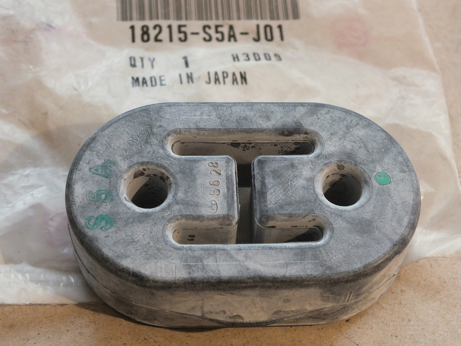 New Genuine Honda Civic 01-02 Rubber exhaust mount insulator 18215-S5A ...