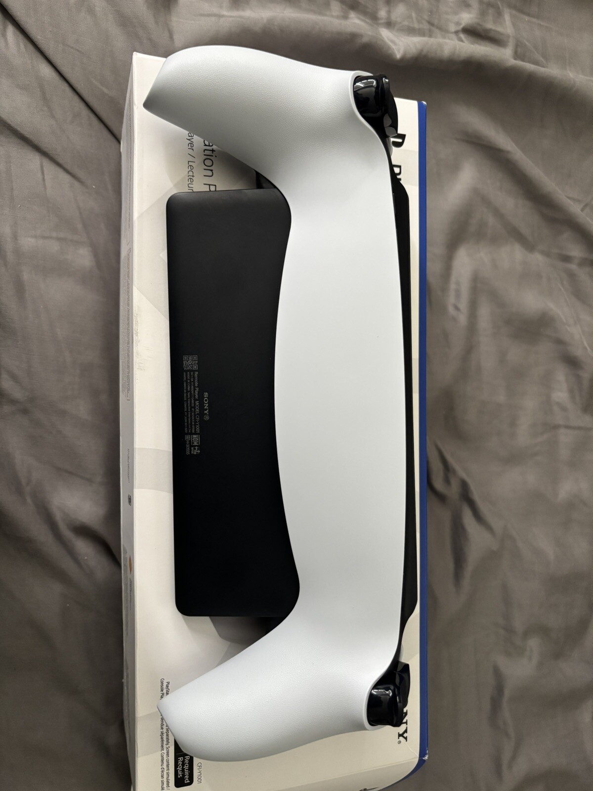 PlayStation Portal Remote Player Controller - White (1000041319) for ...