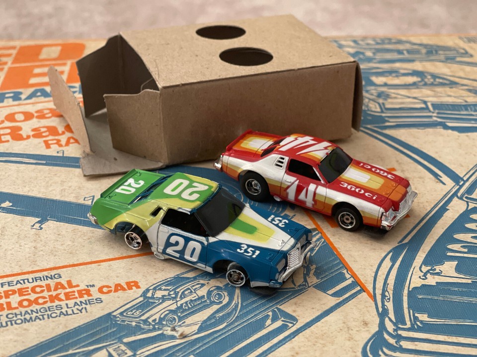 1979 Aurora AFX Speed Steer Slotless Racing Road Hog Raceway Race Set ...