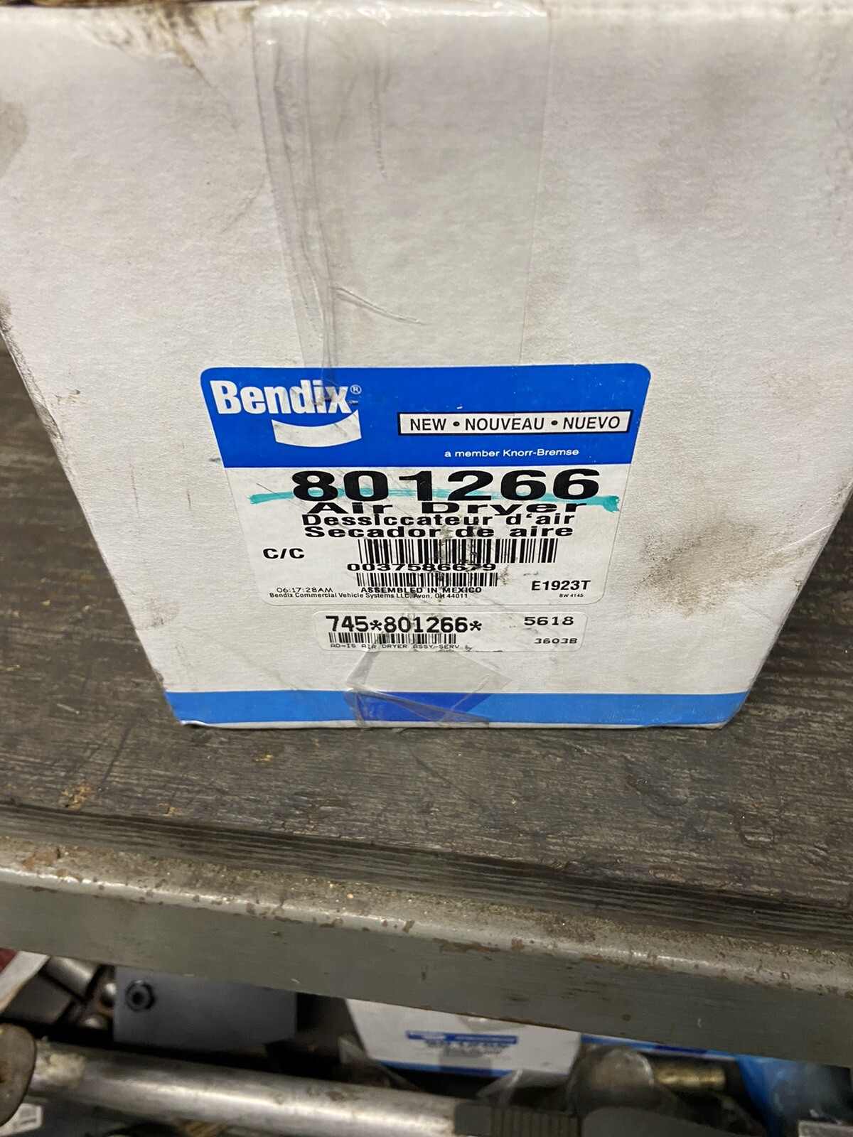 Bendix 801266 New AD-IS Air Dryer for Kenworth Peterbilt for sale ...