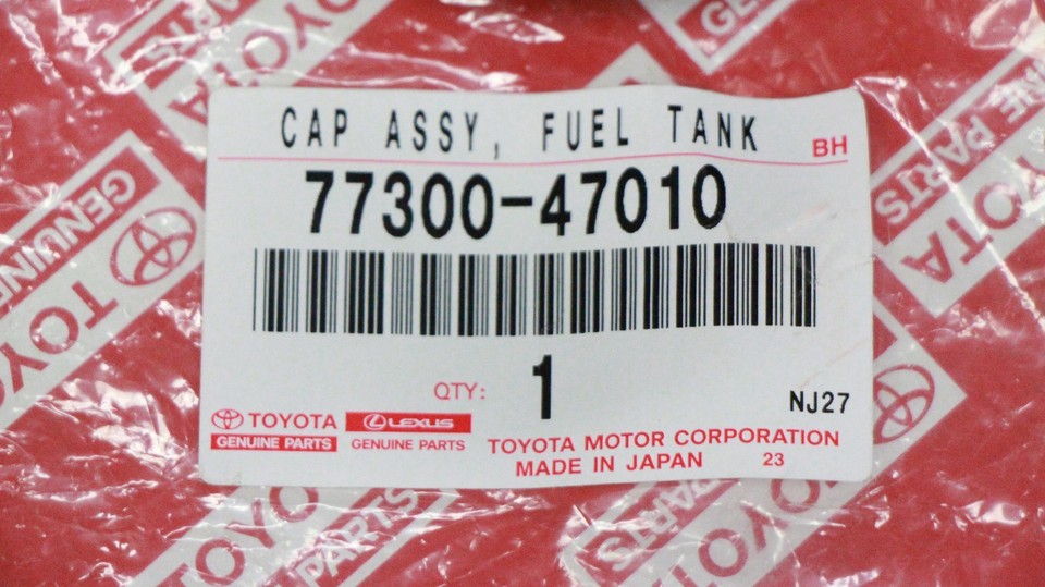 Toyota Camry Prius Lexus GS Gas Tank Cap Genuine OEM 77300-47010 | eBay