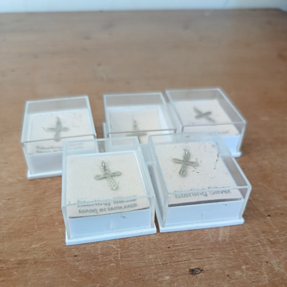 Job Lot X 5 Vintage Sterling Silver Crucifix Cross Dainty Charms ...