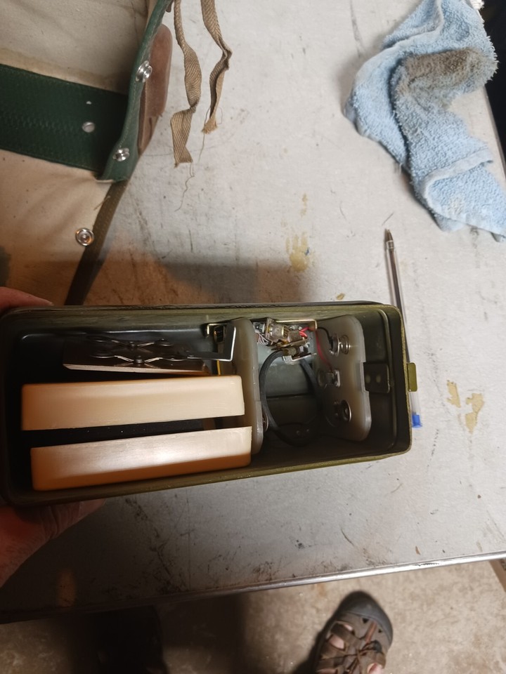 VINTAGE CHICOM NVA MODEL 884 VHF BACKPACK RADIO #245 | eBay