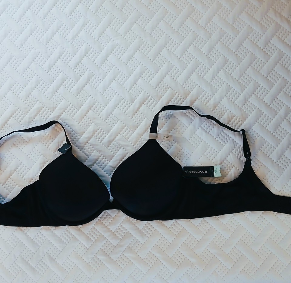 Black padded full figure plundge bra size 40c | eBay