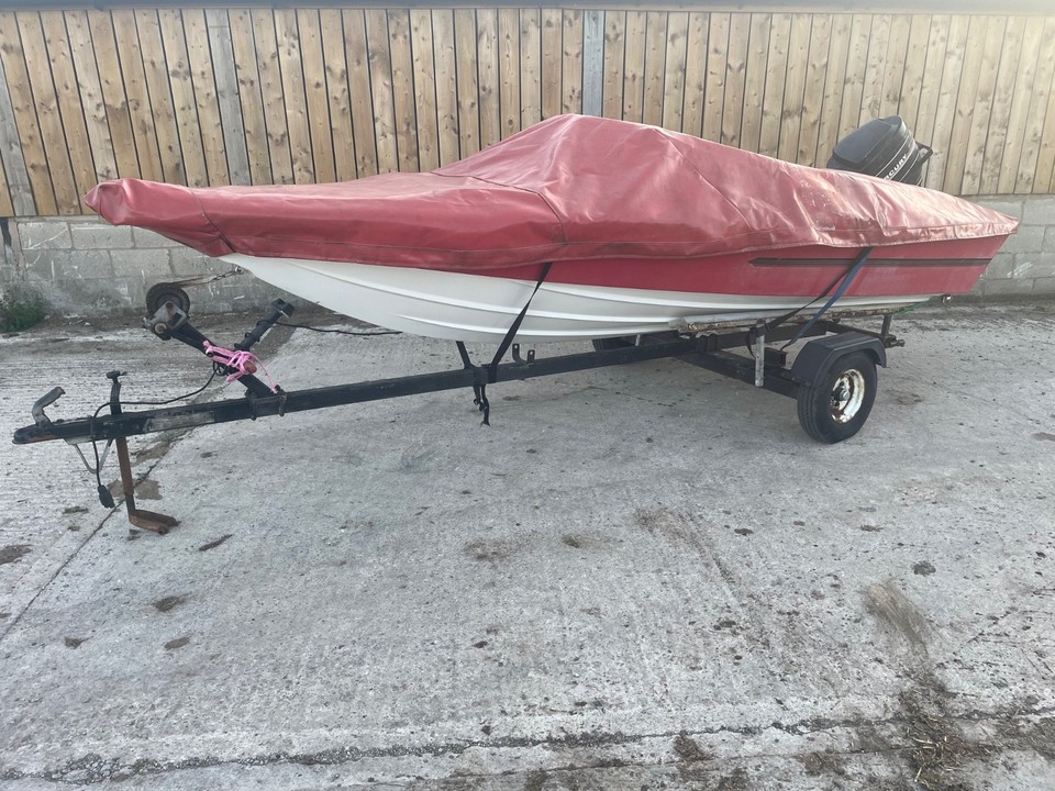 Driver 440 Speedboat | eBay UK