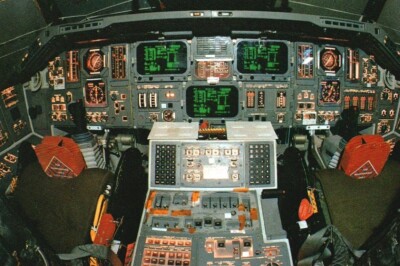 Vtg Postcard 4x6 Space Shuttle Interior View of Flight Deck Unposted | eBay