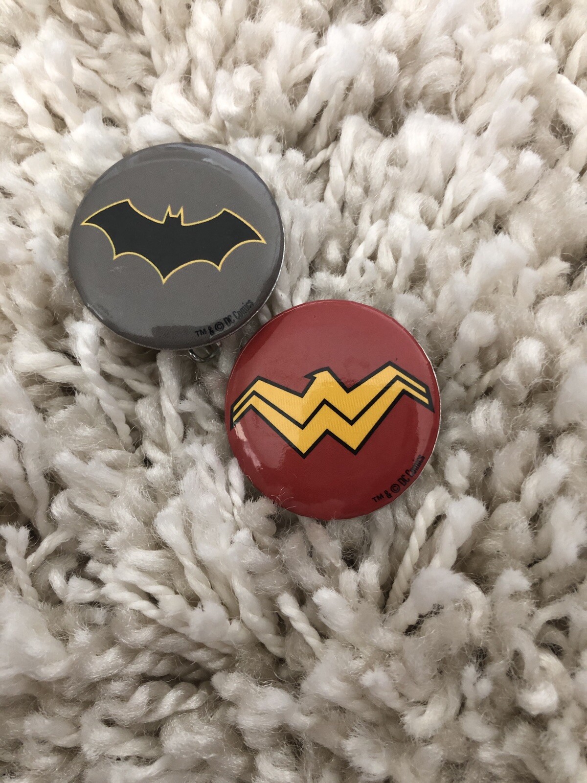 SDCC 2019 DC’s Batman & Wonder Woman Promotional Pins Buttons | eBay