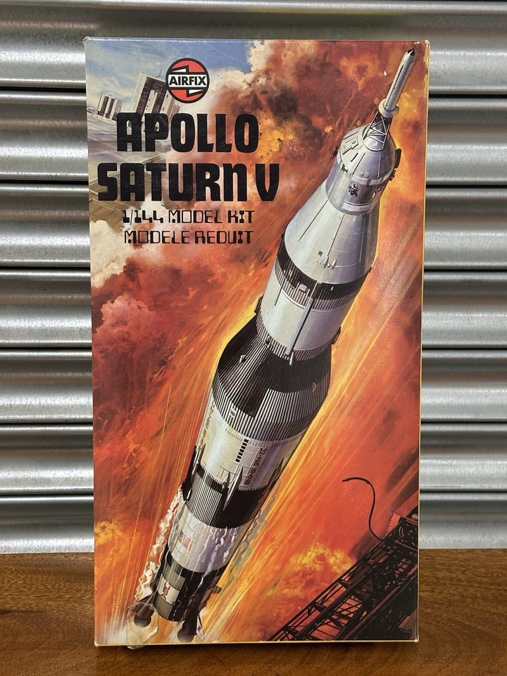 Vintage 1970’s Airfix Apollo Saturn V Space Rocket 1/144 Model Kit ...