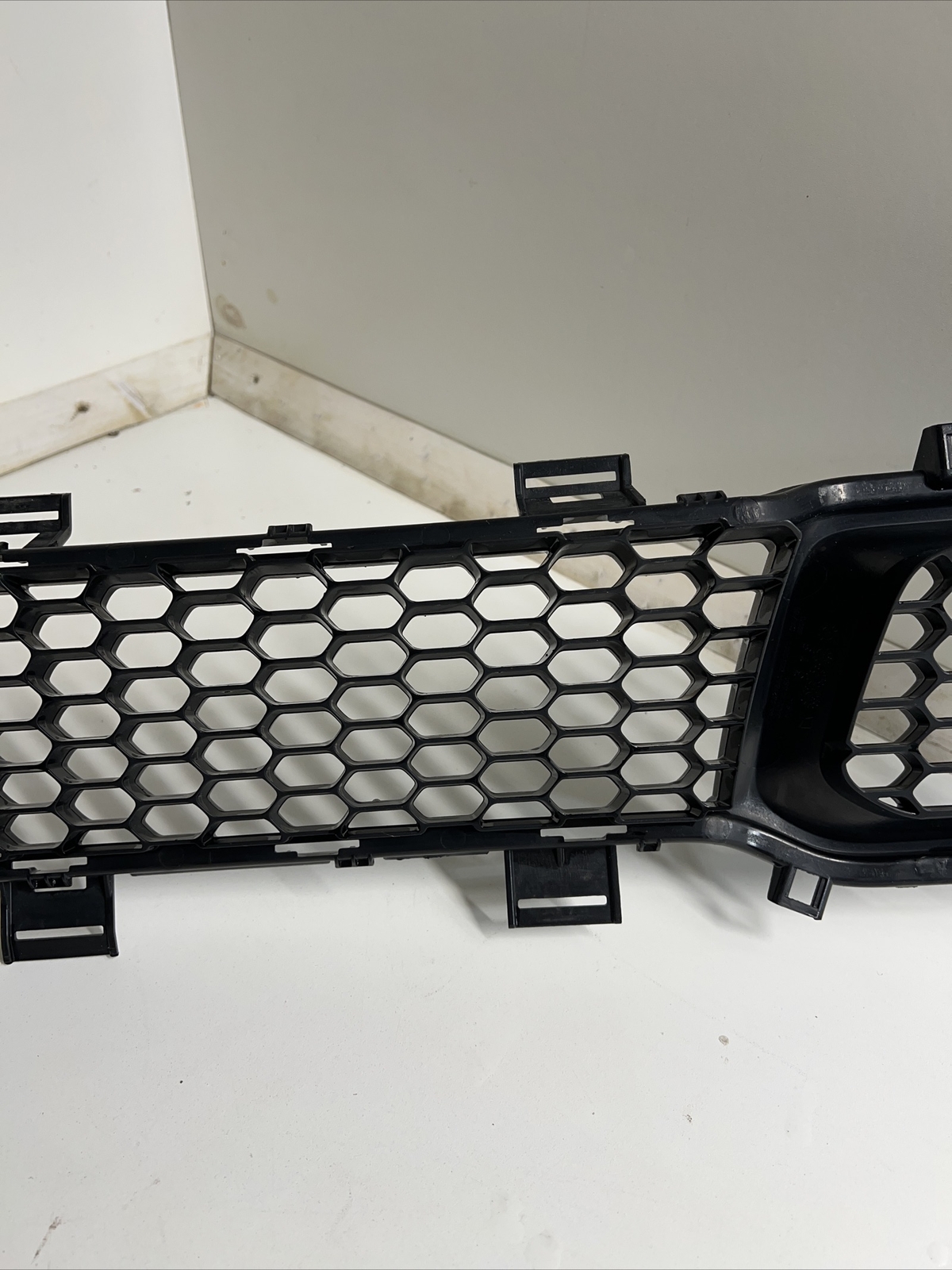 2014 - 2018 Jeep Cherokee Front Radiator Lower Grill OEM 68203216AA | eBay