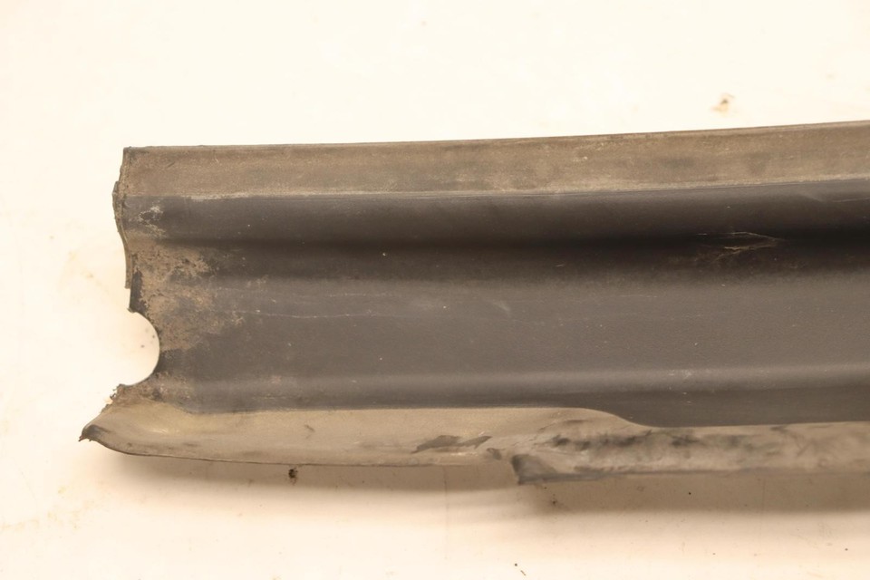 2015-2020 CHEVY/GMC SUBURBAN REAR RIGHT SIDE UPPER BODY OPENING GUTTER ...