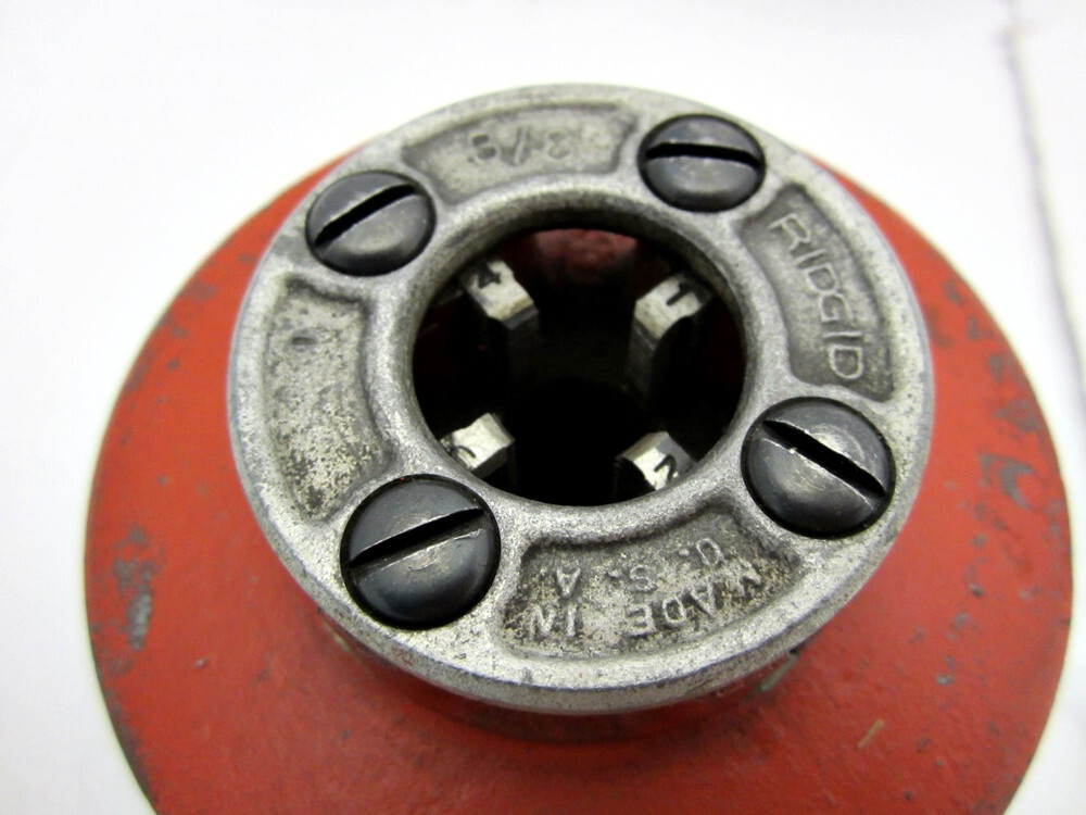 Ridgid Tools No. 12R Manual Ratcheting Pipe Threader & 4 Die Heads Made ...
