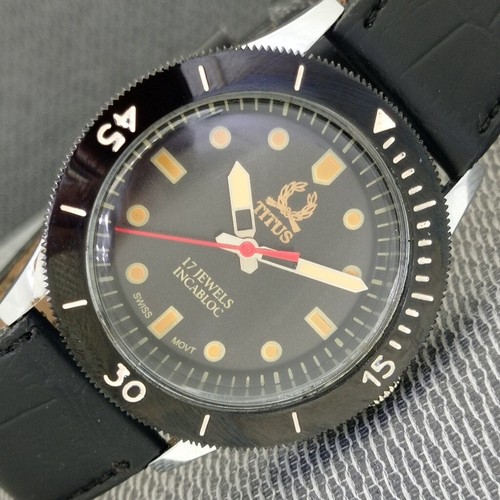 VINTAGE TITUS HAND-WINDING SWISS MENS TURNABLE BEZEL BLACK DIAL WATCH ...