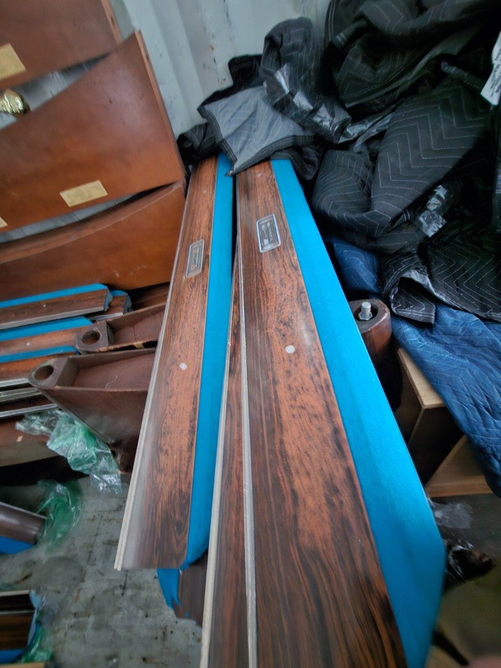 POOL TABLE BRUNSWICK GOLD CROWN 3 MAPLE parts full frame,legs,center ...
