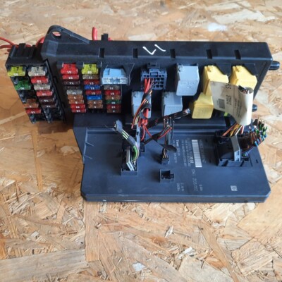 Mercedes-Benz Sprinter W906 2.1 CDI SAM Fuse Box Relay Module ...
