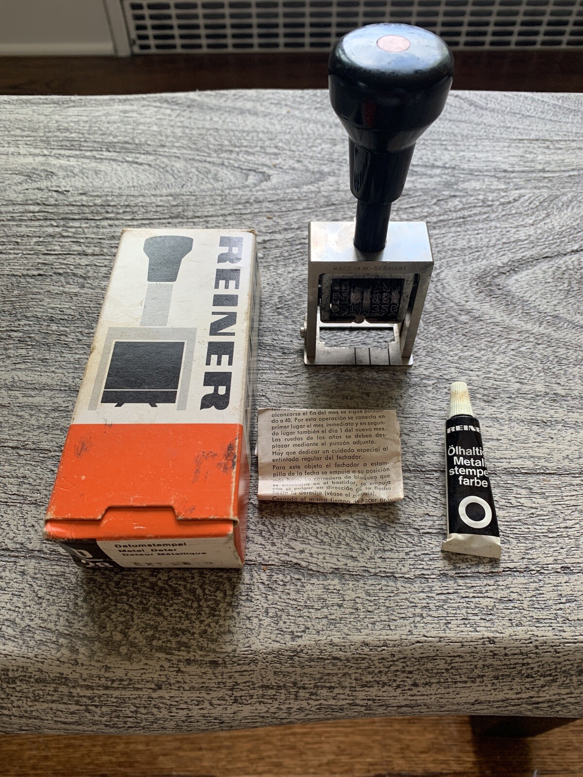 Vintage Reiner Hand Stamper In Box D28 Made In Germany | eBay