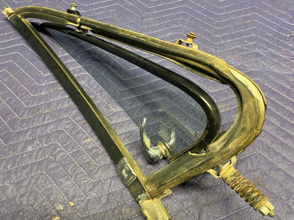 73-80 Chevy GMC Truck LH VENT WING WINDOW 73-87 Square Body K5 Blazer ...