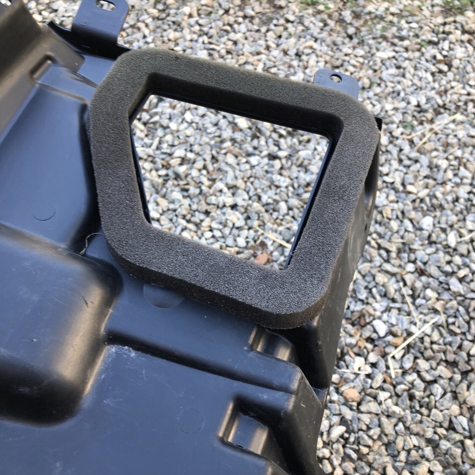 2019 - 2020 RAM 1500 CLASSIC FRONT RIGHT FENDER SPLASH SHIELD OEM ...