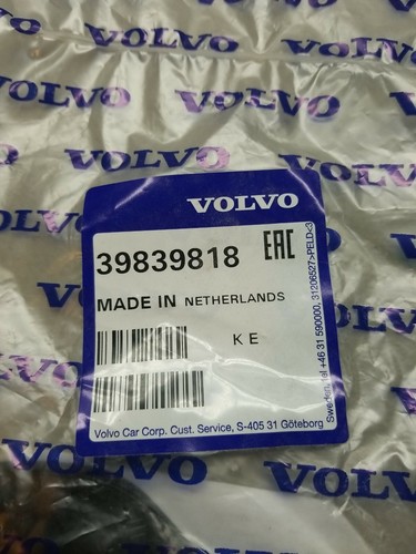2017-2019 Volvo S90 Genuine Volvo Tow Eye Cap 39839818 | OE | Black ...