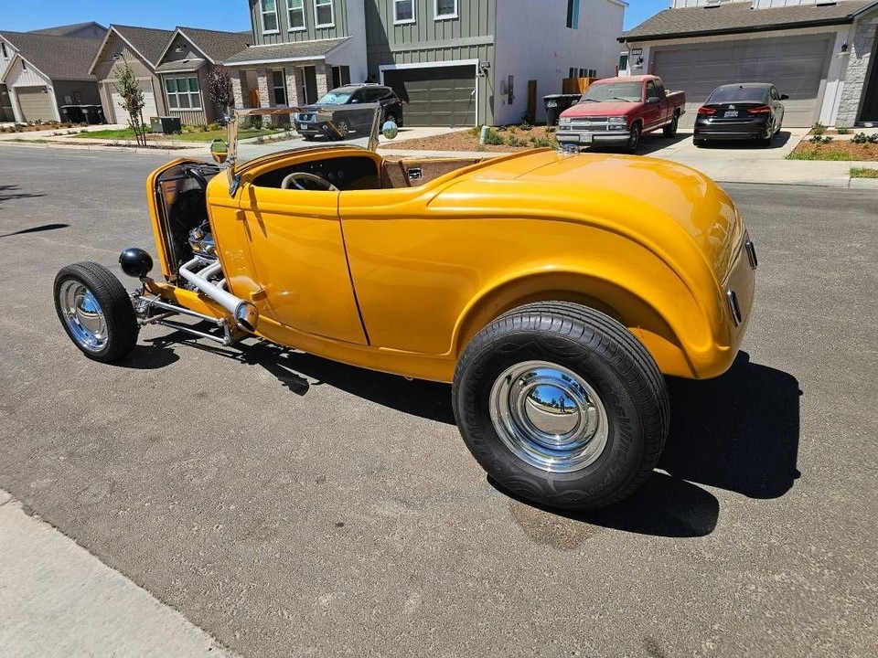 1932 Ford Roadster 327 V8, Turbo 350, Westcott body, Pete & Jake’s ...