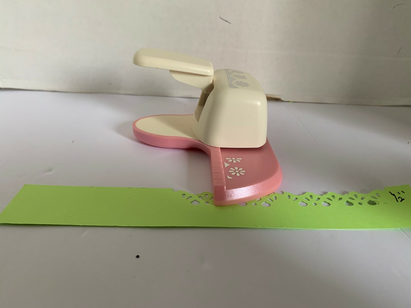 Recollections Border Edger Flowers 1/2 inch paper punch | eBay