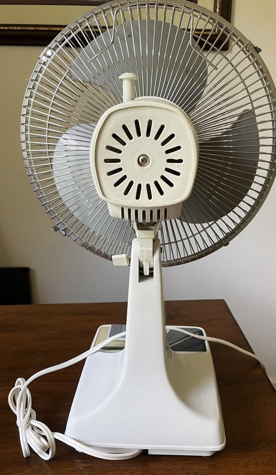 Vintage Kuo Horng 12” Oscillating Desk Fan Model KH-203 3 Speed - Works ...