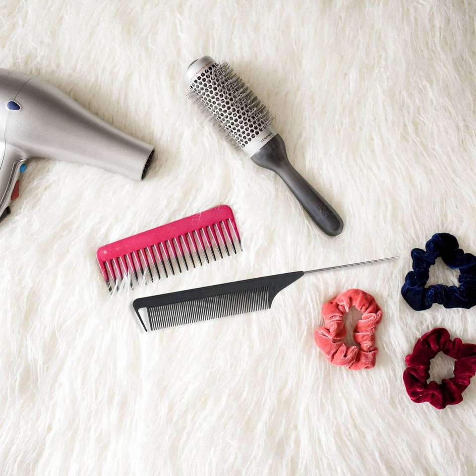 3Pcs Hot Fashion Black Fine-Tooth Comb Plastic and Metal Pin -Static ...