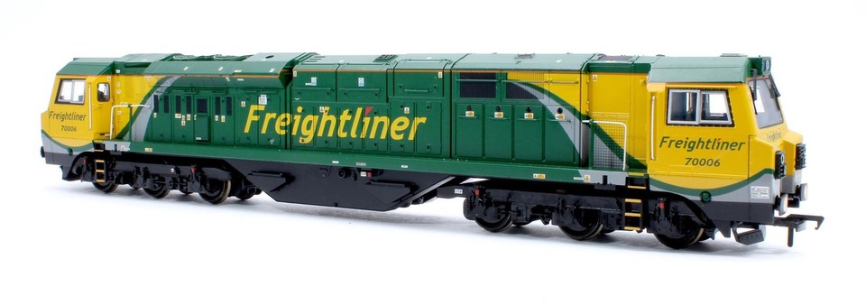 BACHMANN 'OO' GAUGE 31-585 FREIGHTLINER GREEN/YELLOW CLASS 70 70006 ...